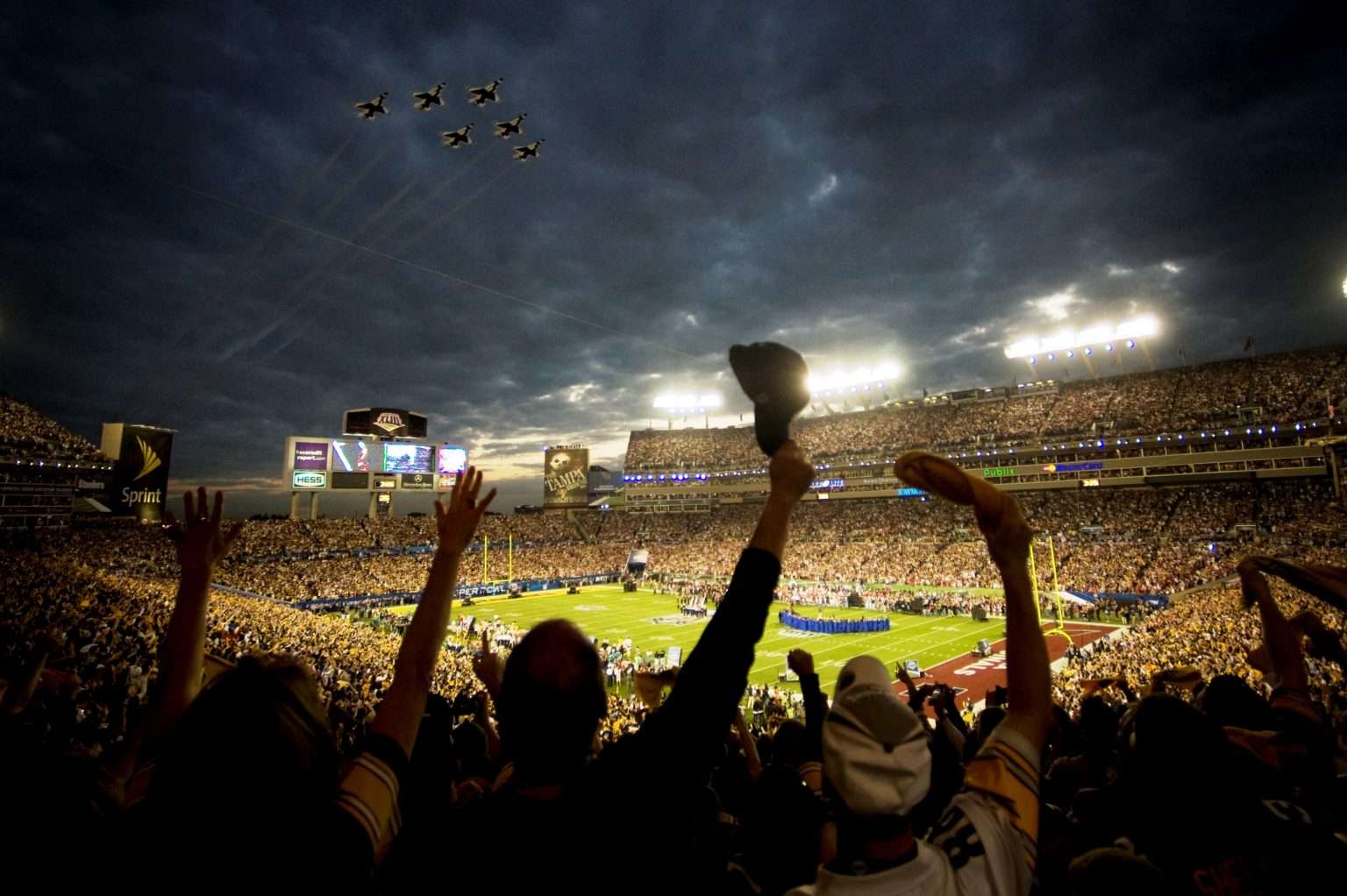 Super Bowl Economics: 12 Stats on Tickets Prices, Ad Revenue, and Money ...