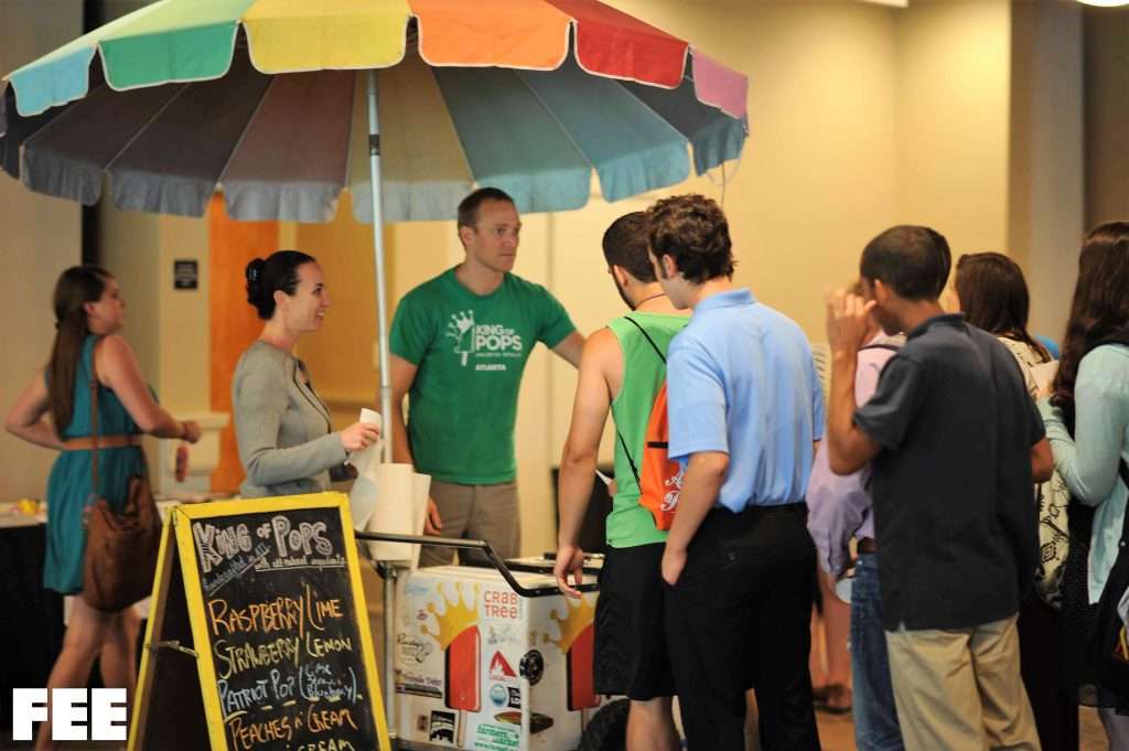 Students Explore Economics with FEE - FEE